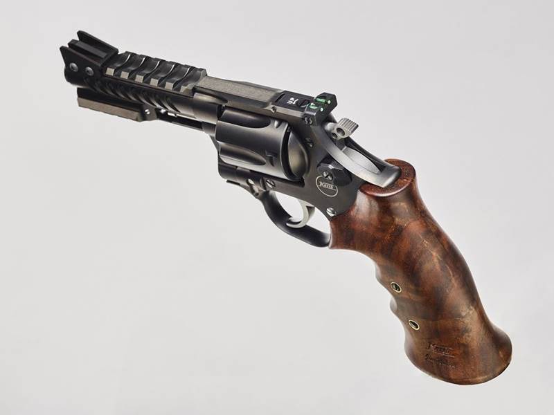 Revolver Korth Ranger, 4" .357 Magnum – Sportec